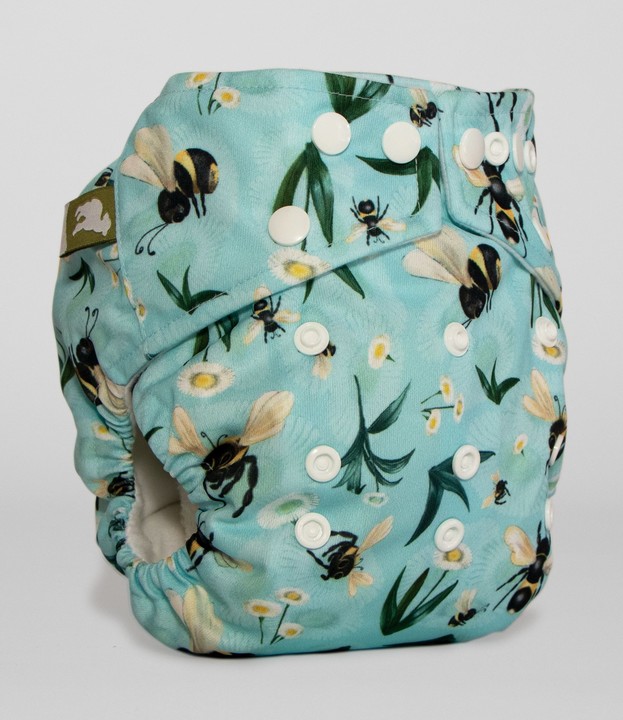 Little Lamb Onesize Pocket Nappy: Bumble Bee Blues
